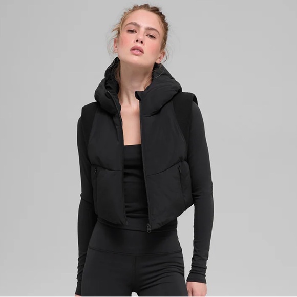 ALO Yoga | Jackets & Coats | Alo Yoga Black Quilted Vest | Poshmark